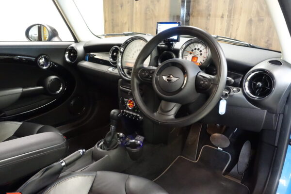 【MINI COOPER】R56 【BAYSWATER】カイトブルー|MINI GARAGE PARADOX