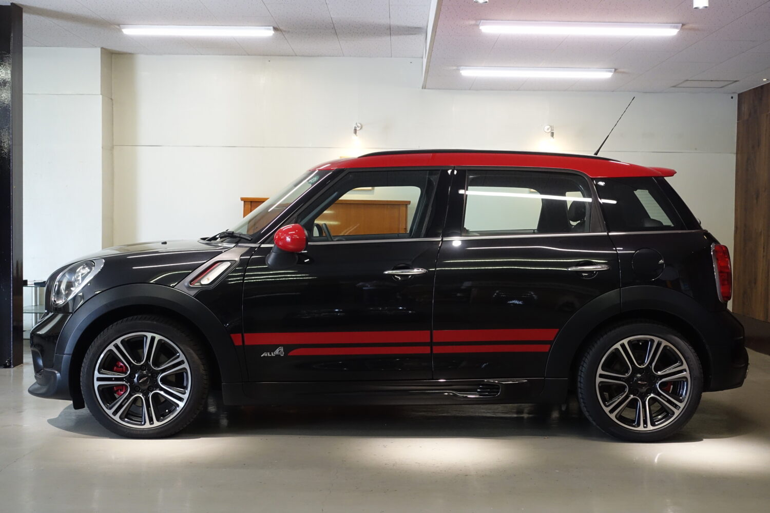 【MINI JCW】R60 アブソリュートブラック|MINI GARAGE PARADOX