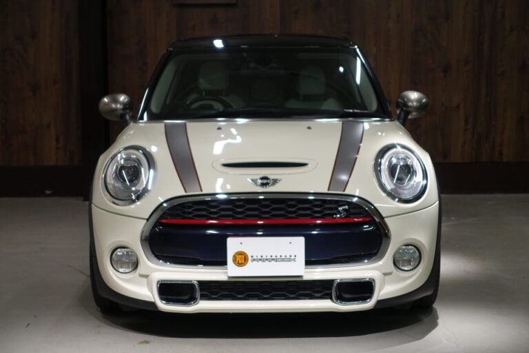 【MINI COOPER S】F55 ペッパーホワイト|MINI GARAGE PARADOX