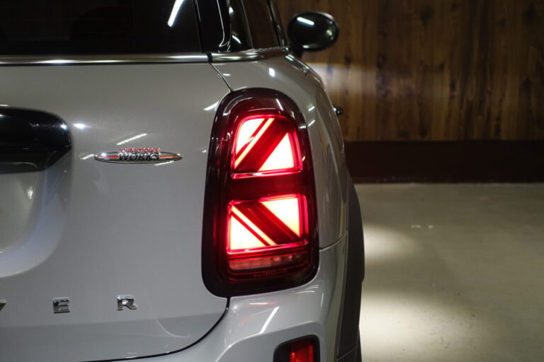 【MINI JCW】F60 ムーンウォークグレー|MINI GARAGE PARADOX