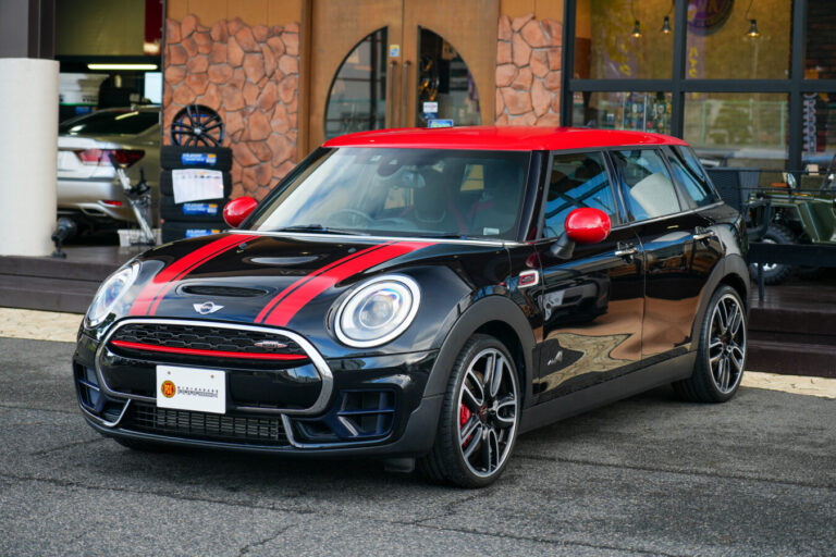【MINI JCW】F54 ミッドナイトブラック|MINI GARAGE PARADOX