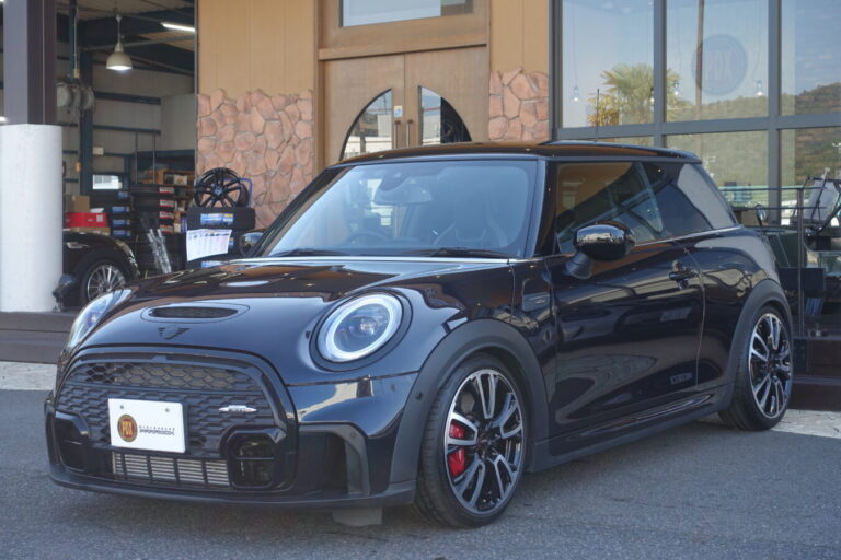 【MINI JCW】F56 Lci2 エニグマティックブラック|MINI GARAGE PARADOX