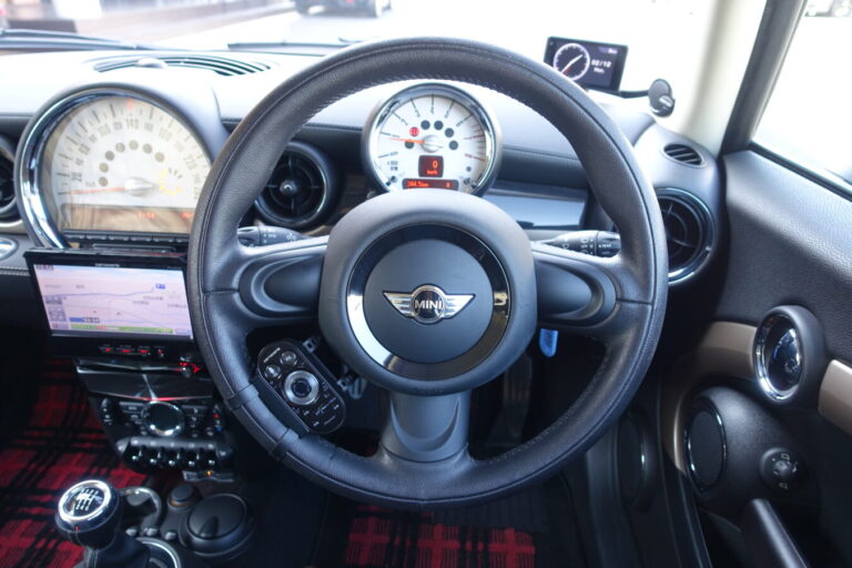 【MNI COOPER S】R55 ボンドストリート|MINI GARAGE PARADOX