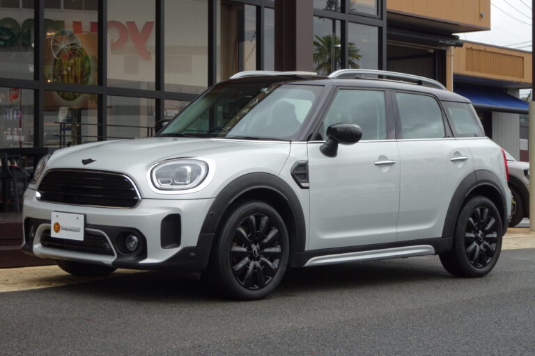 【MINI COOPER D】F60 ホワイトシルバー|MINI GARAGE PARADOX