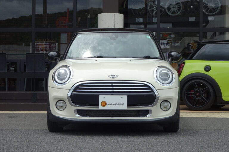 【MINI COOPER D】F56 ペッパーホワイト | MINI GARAGE PARADOX