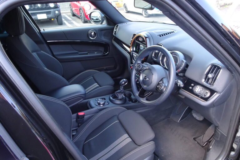 【MINI COOPER S】F60 ブラックヒース | MINI GARAGE PARADOX