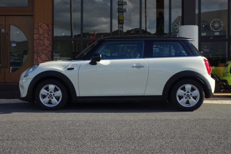 【MINI COOPER】F56 ペッパーホワイト | MINI GARAGE PARADOX