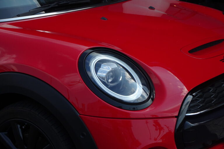 【MINI COOPER S】F55 チリレッド | MINI GARAGE PARADOX