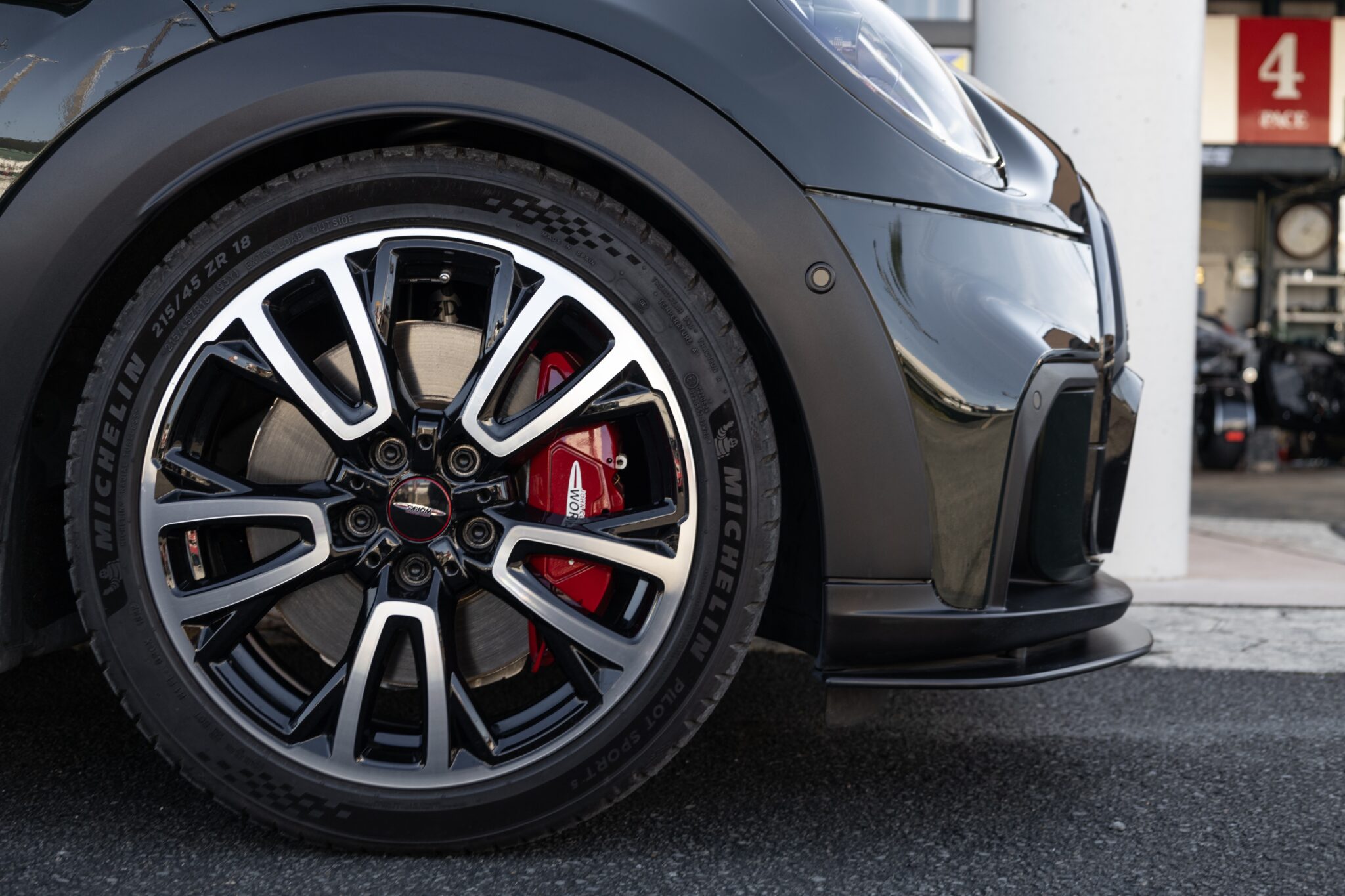 【MINI JCW Lci2】F56 レベルグリーン | MINI GARAGE PARADOX