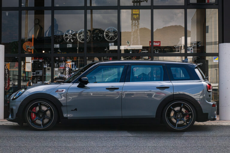 【MINI JCW Lci】F54 ムーンウォークグレー | MINI GARAGE PARADOX