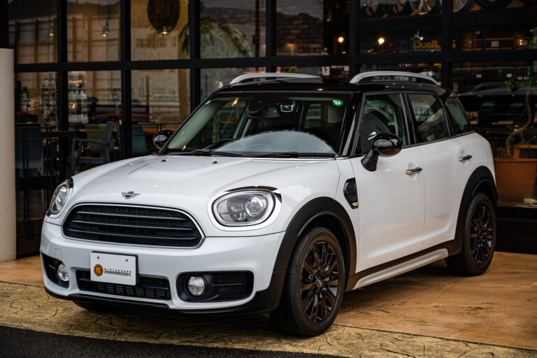 【MINI COOPER D】F60 ライトホワイト | MINI GARAGE PARADOX